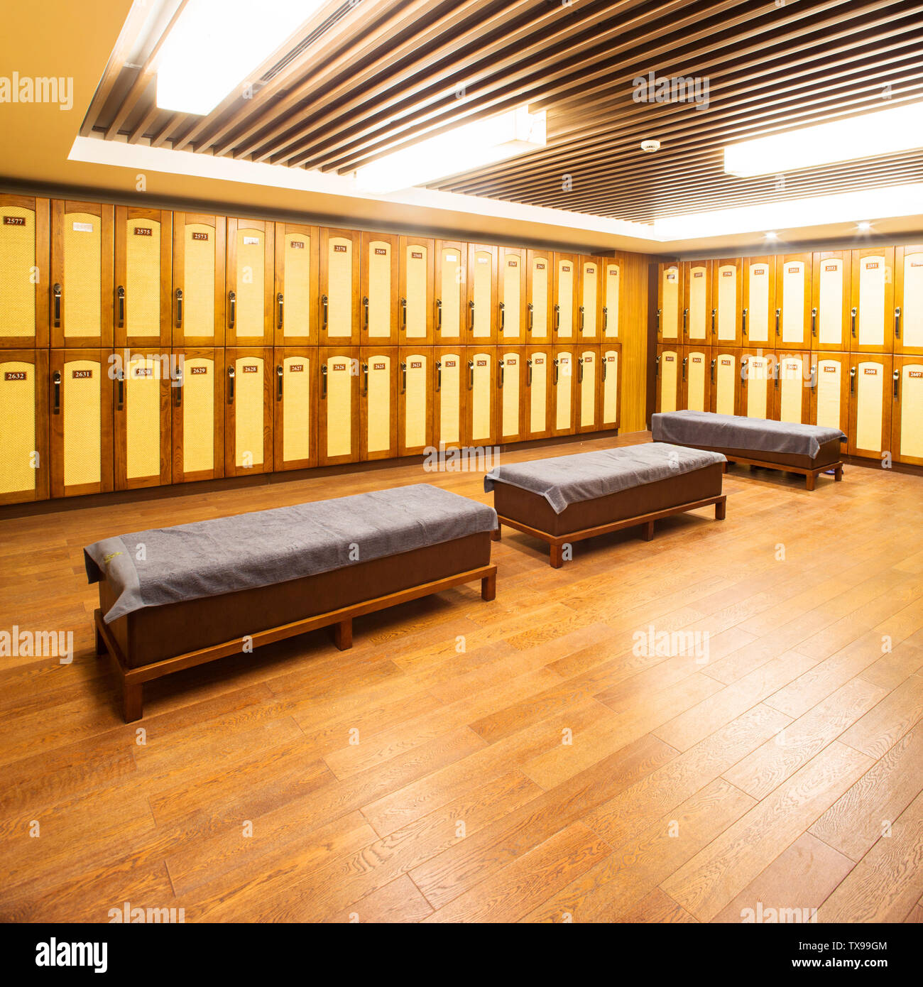 Female changing room gym hi-res stock photography and images - Alamy