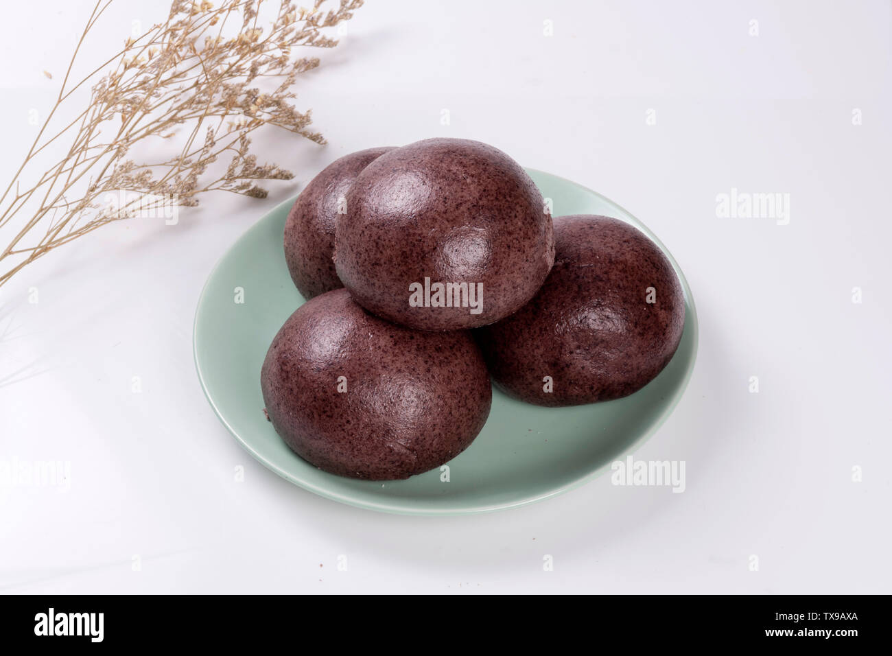 Steamed corn rolls hi-res stock photography and images - Alamy