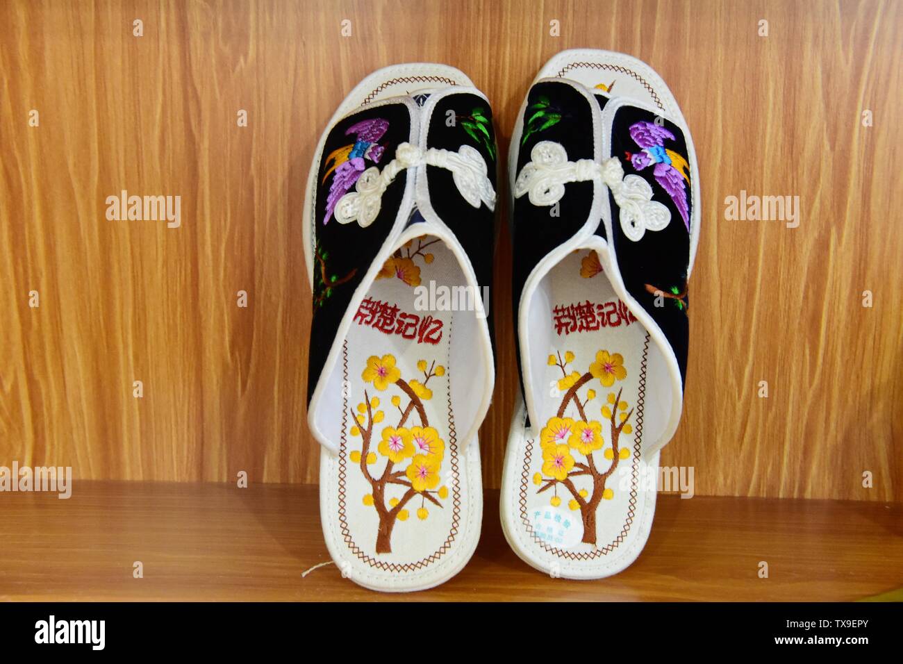 Thousand shoes hi-res stock photography and images - Alamy