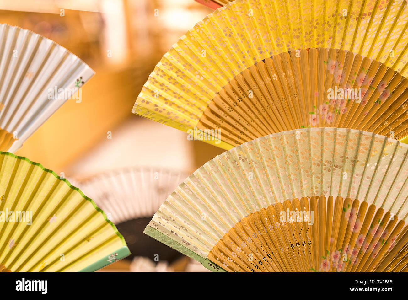 Chinese traditional folding fan Stock Photo - Alamy