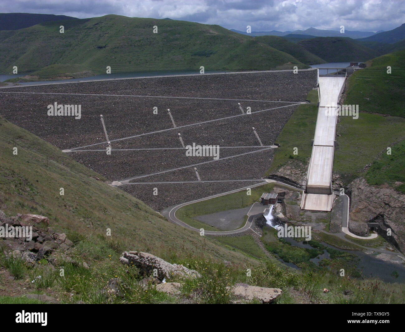 Mohale dam hi-res stock photography and images - Alamy