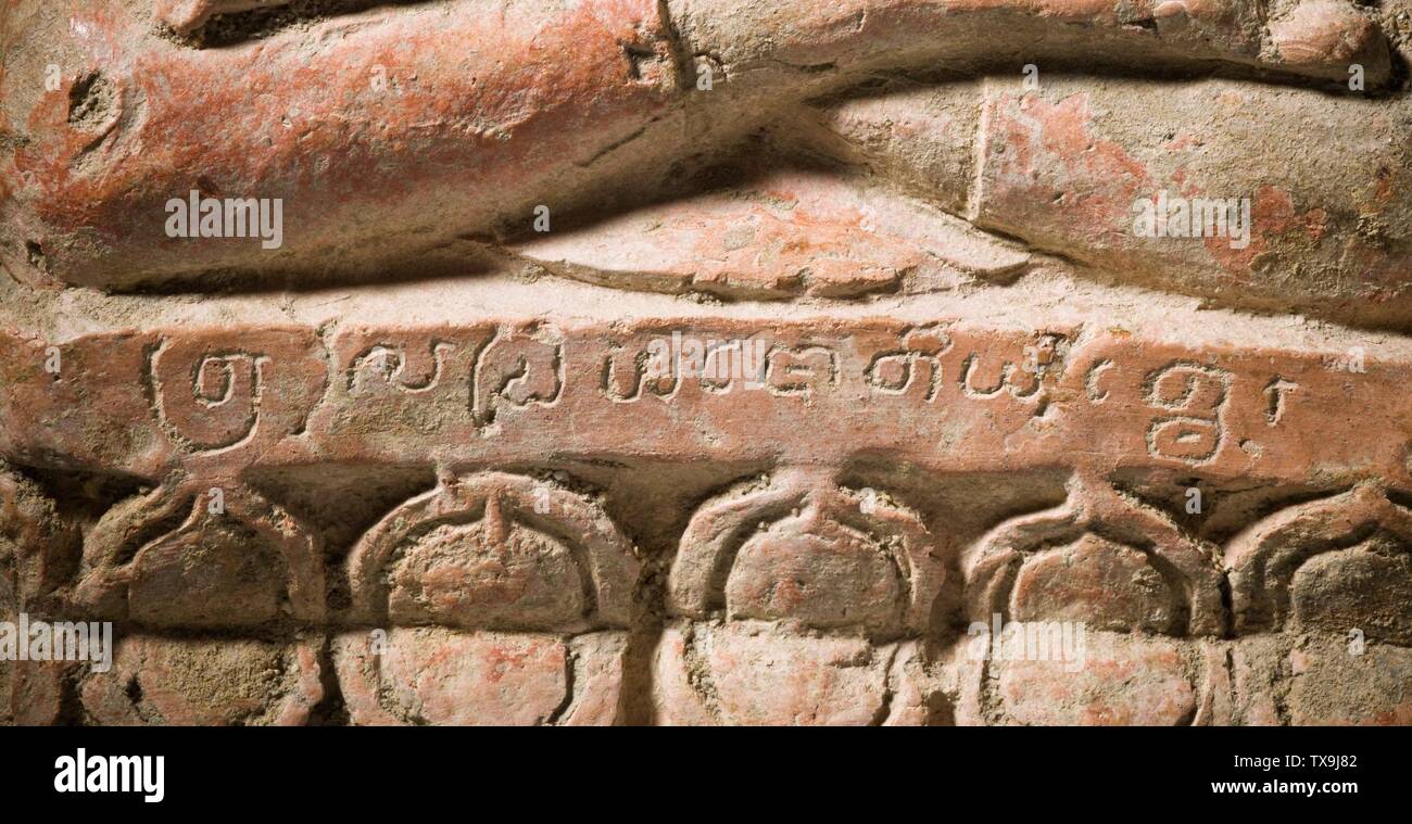 Terracotta lamphun hi-res stock photography and images - Alamy