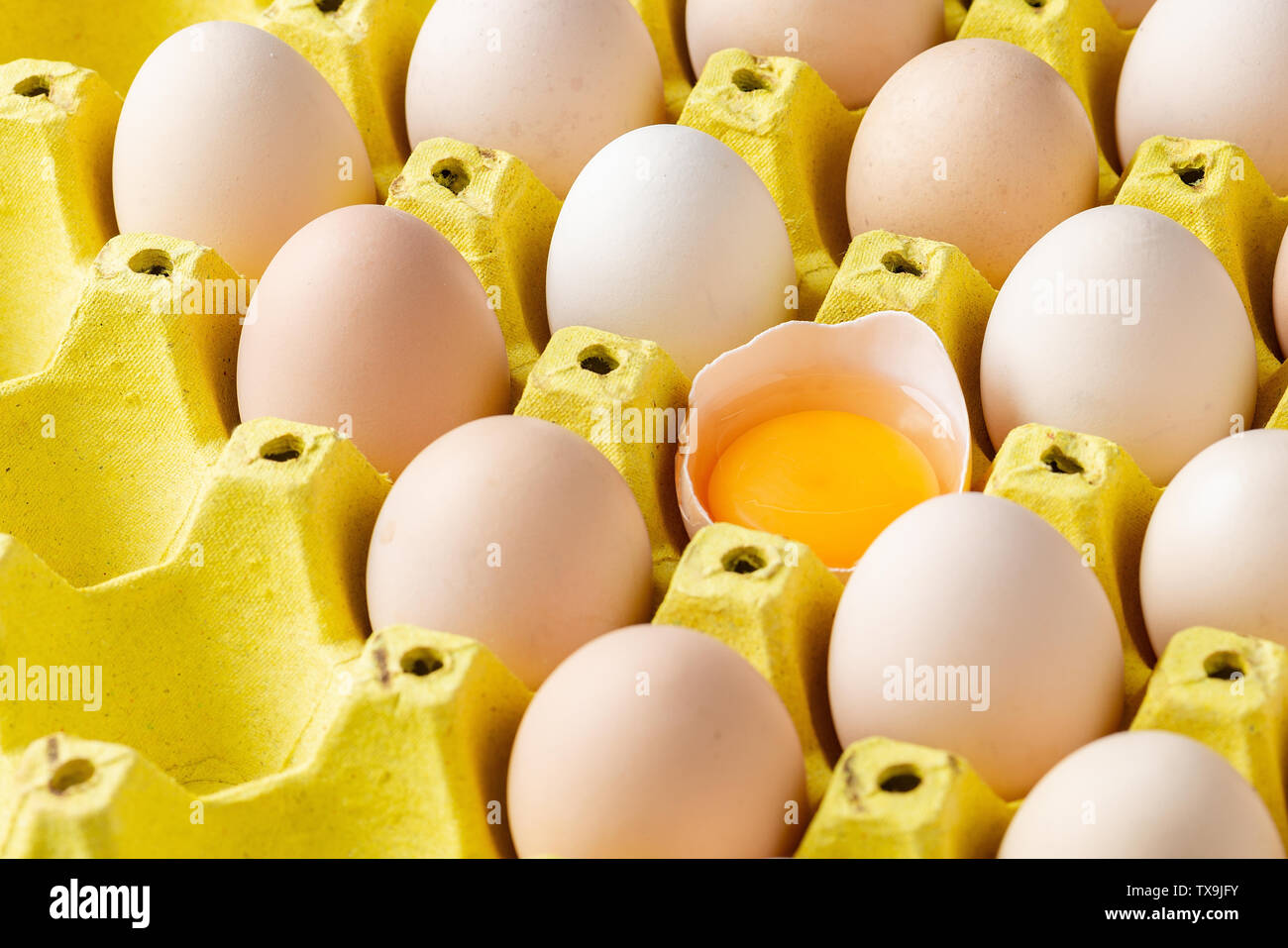 Boxed eggs hi-res stock photography and images - Alamy