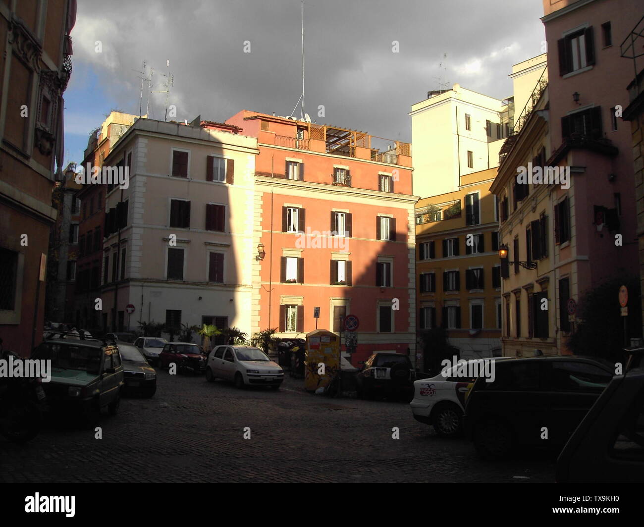 Rione monti roma hi-res stock photography and images - Alamy