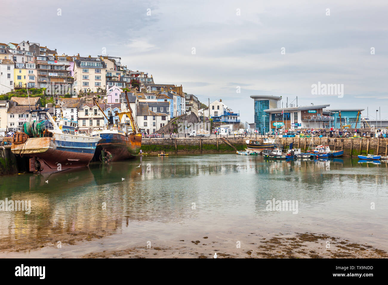 BRIXHAM, DEVON/ENGLAND UK - 8th MAY 2016: Brixham Harbour Devon an ...