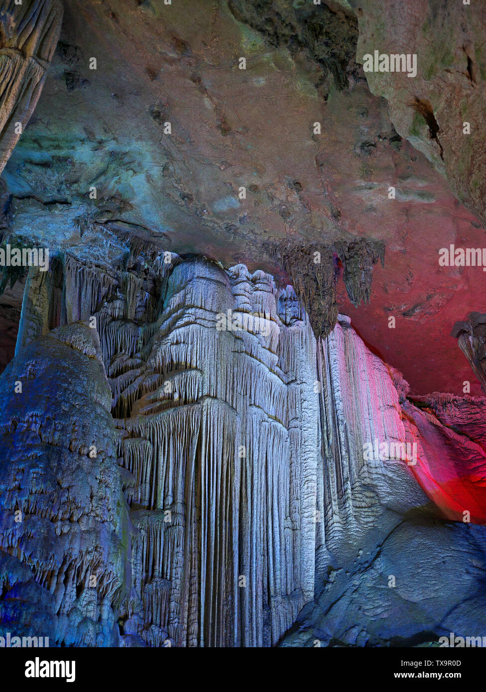 Landscape of Yinzi rock karst cave in Guilin Stock Photo - Alamy