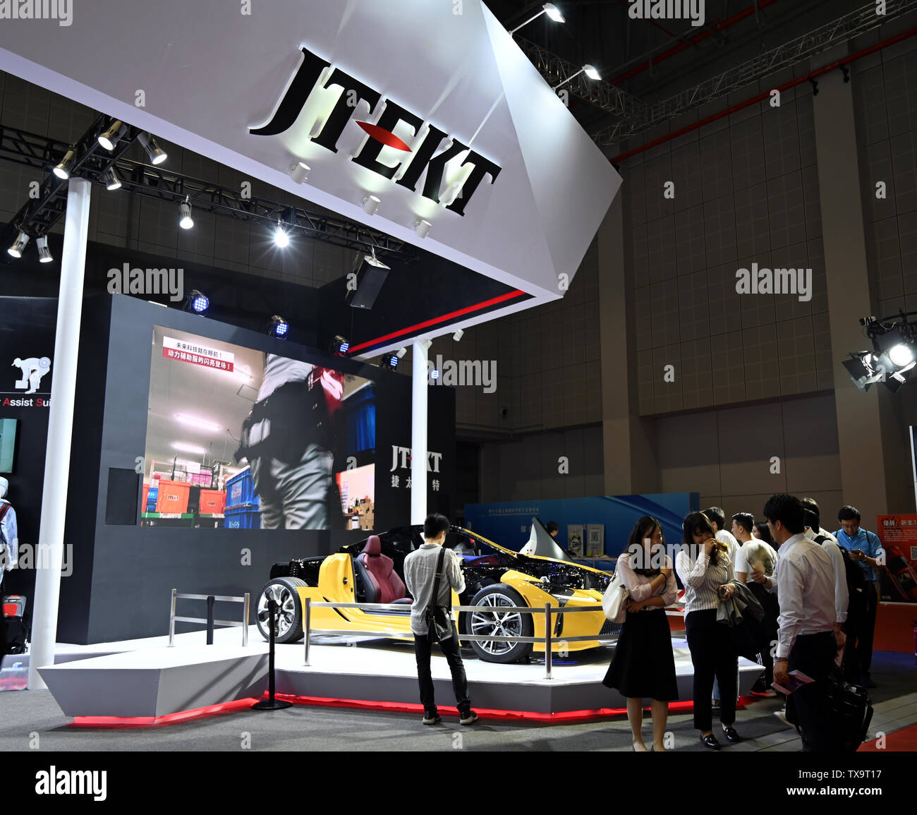 2019 Shanghai International Auto Show booth Stock Photo - Alamy