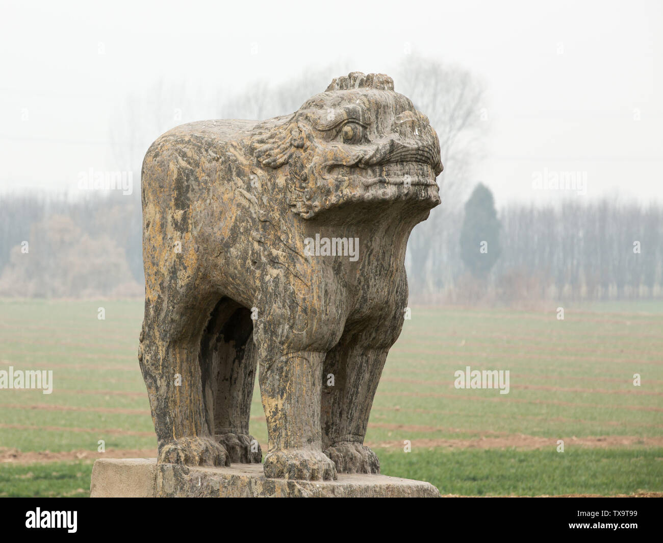 Song trees statue hi-res stock photography and images - Alamy