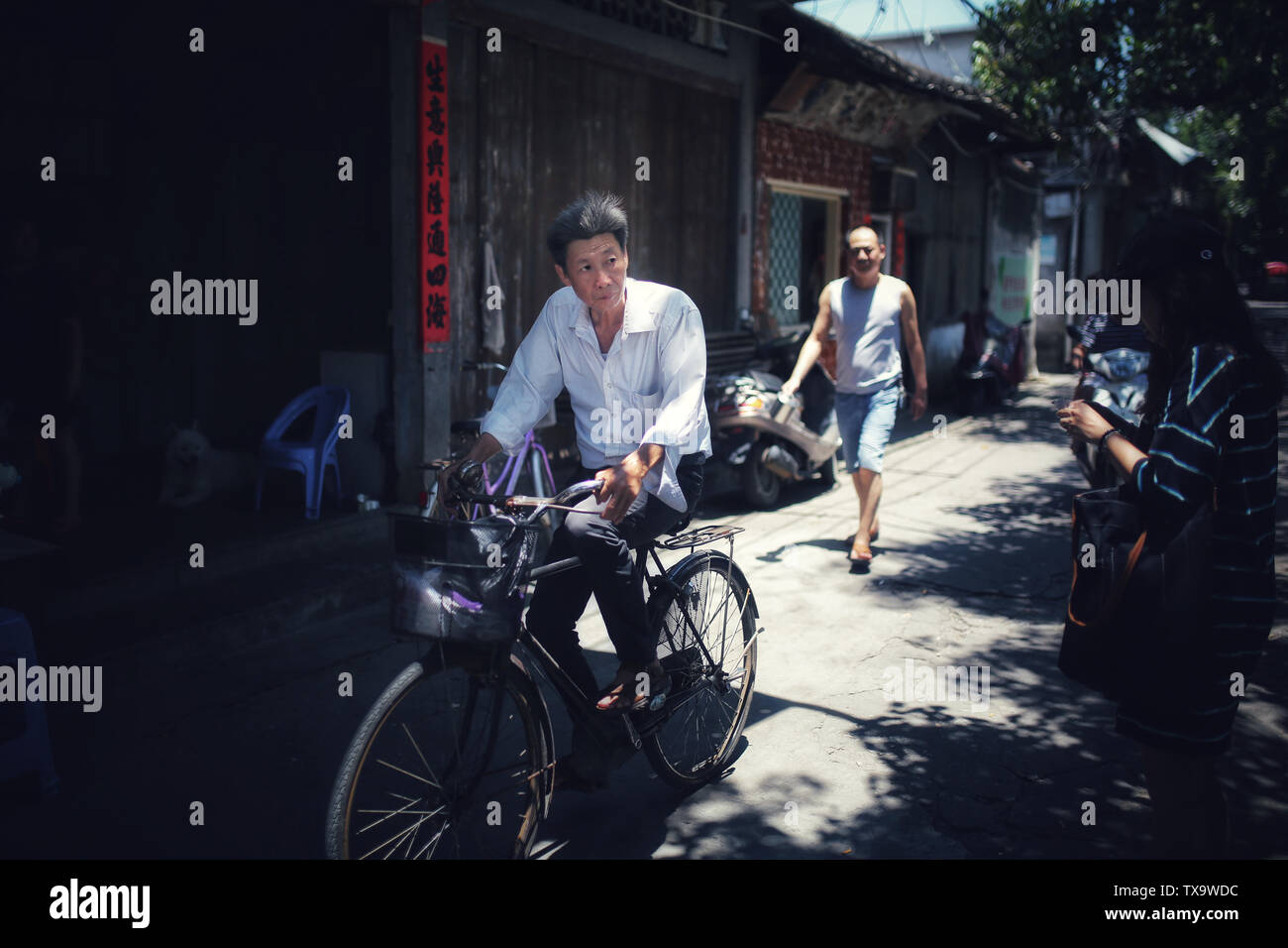 Old enough children hi-res stock photography and images - Alamy