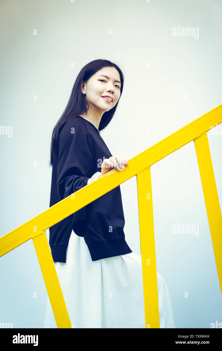 Guangzhou TIT Creative Park Portrait Photography, about to shoot ...