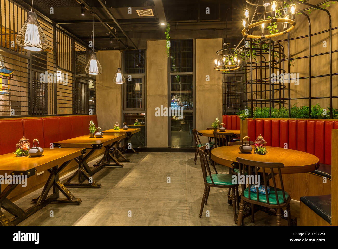 Hunan restaurant hi-res stock photography and images - Alamy