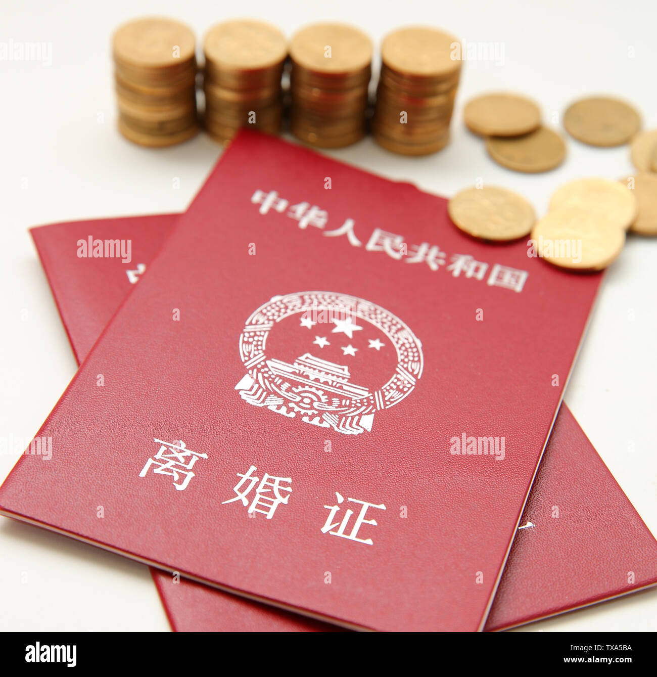 Divorce certificate hi-res stock photography and images - Alamy