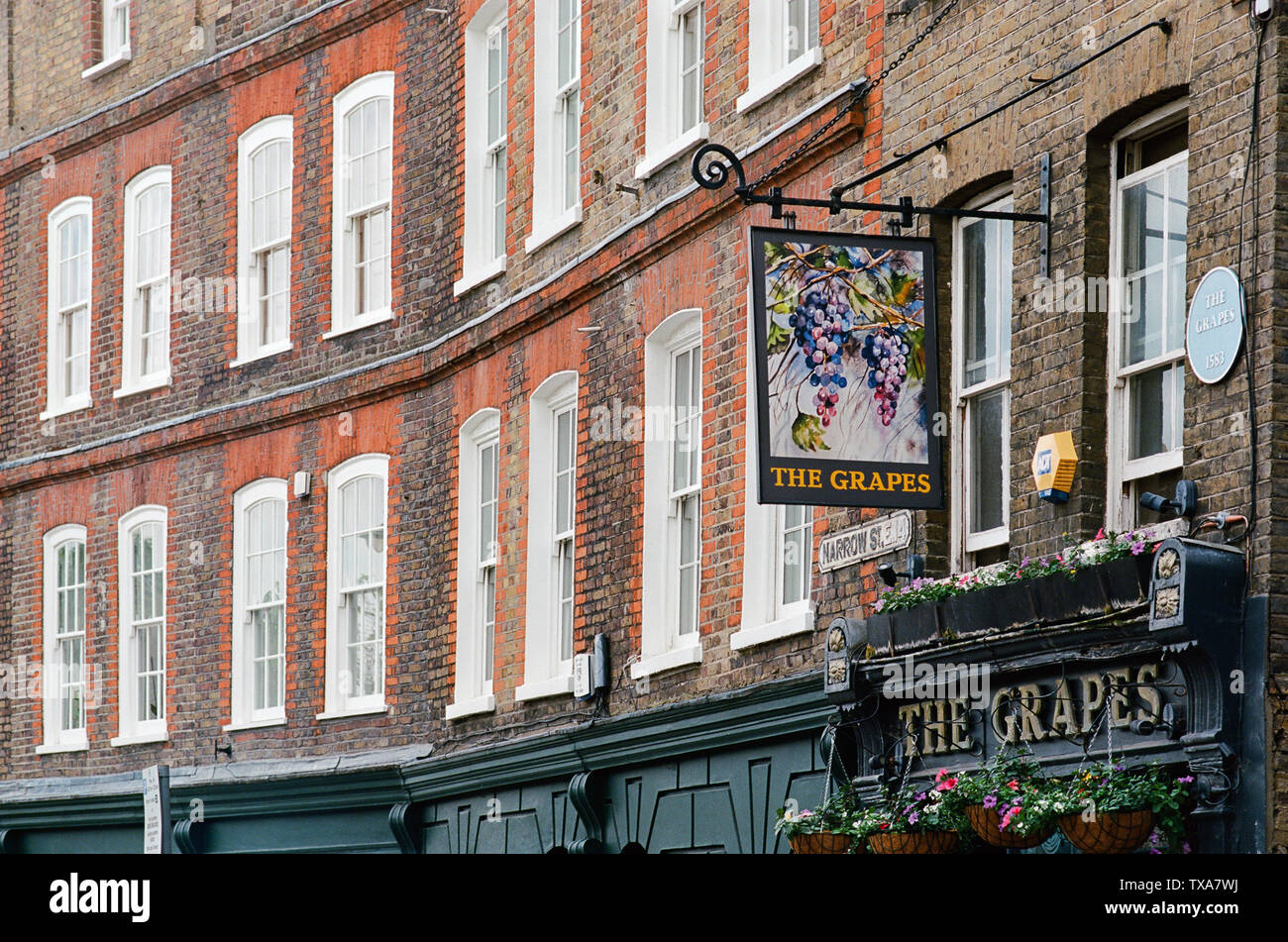 Georgian London Houses High Resolution Stock Photography and Images - Alamy