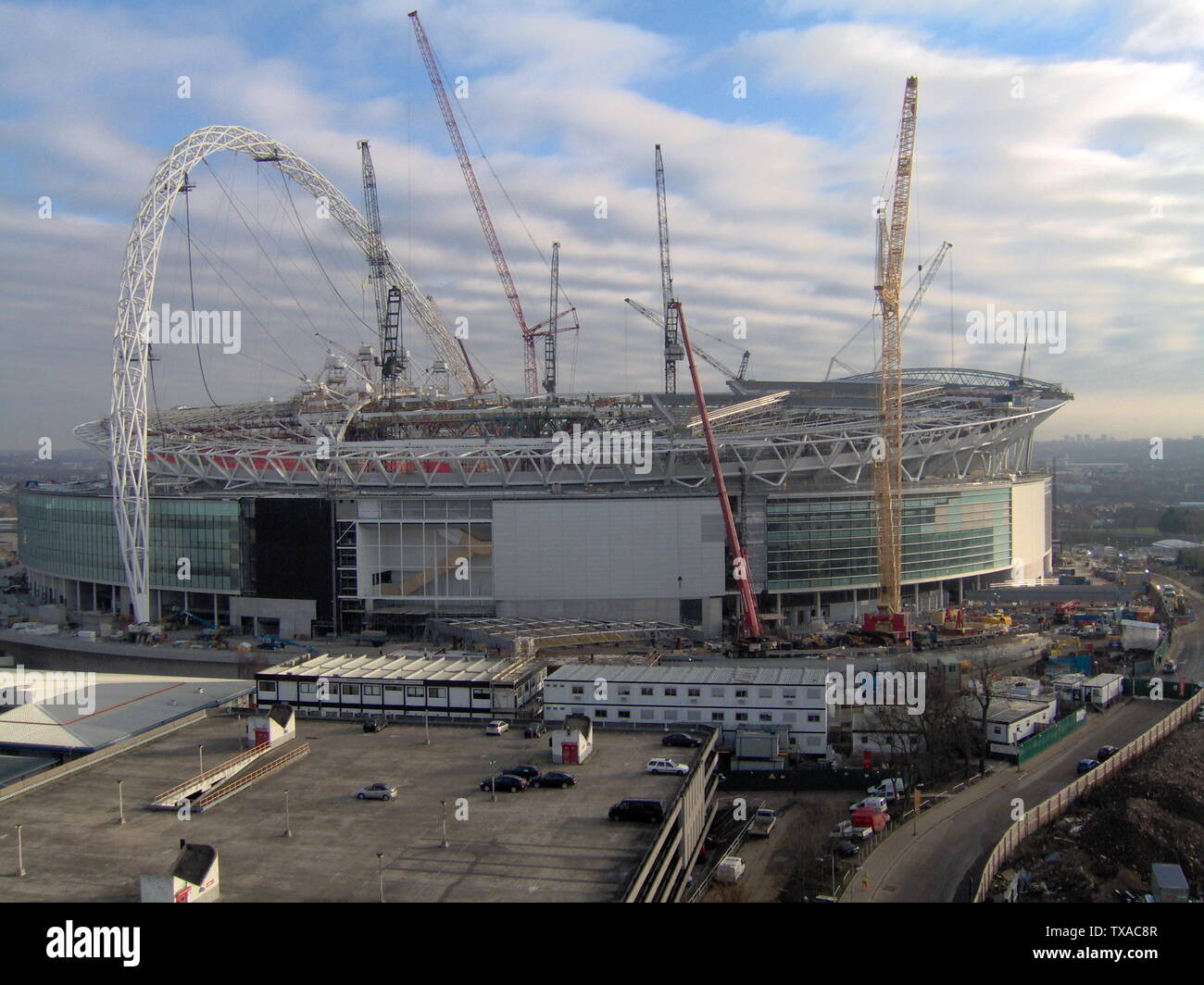 New Wembley Stadium Construction High Resolution Stock Photography and ...