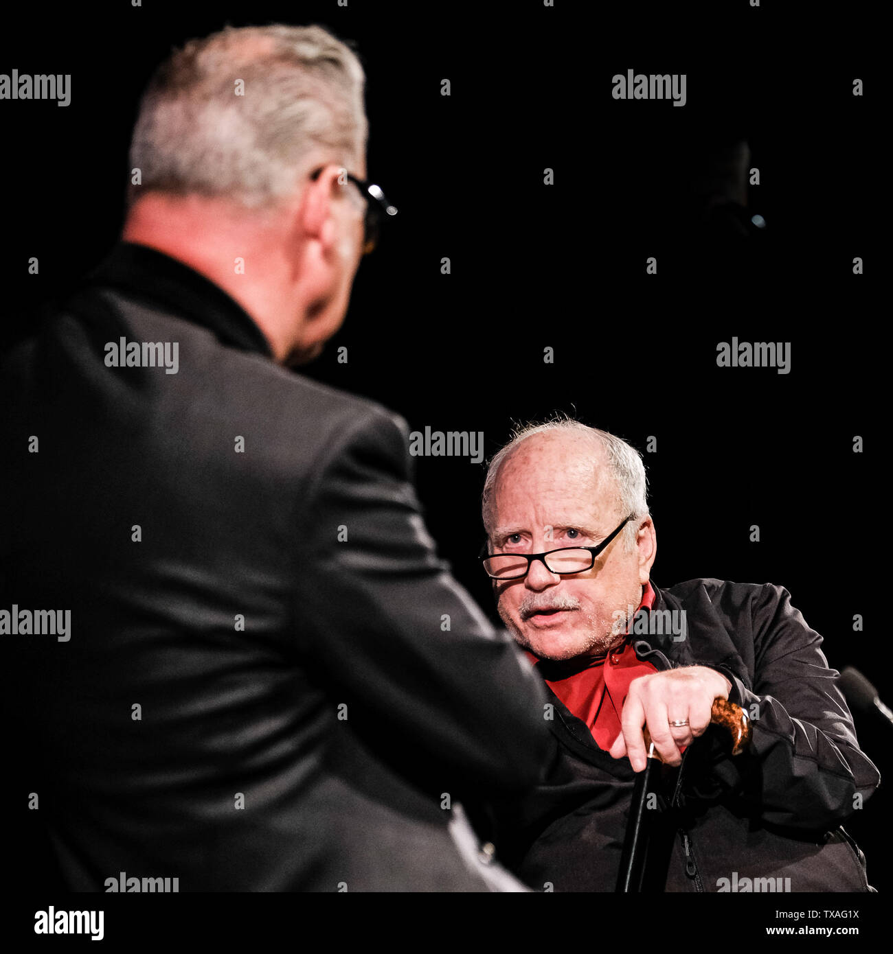 Richard dreyfuss astronaut hi-res stock photography and images - Alamy