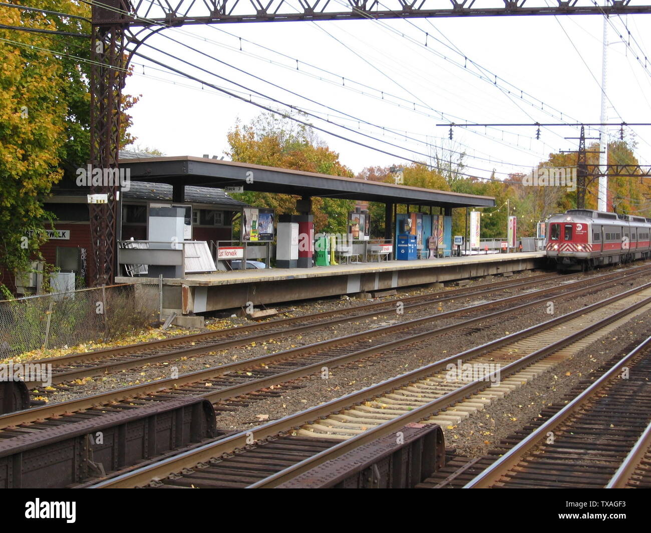 Westbound platform hi-res stock photography and images - Alamy