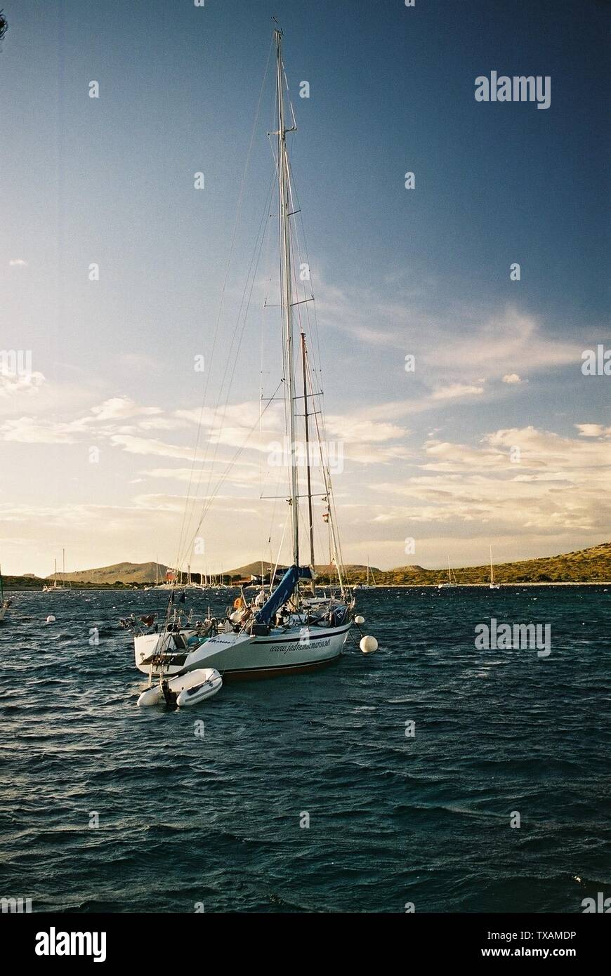 Offshore racing hi-res stock photography and images - Alamy