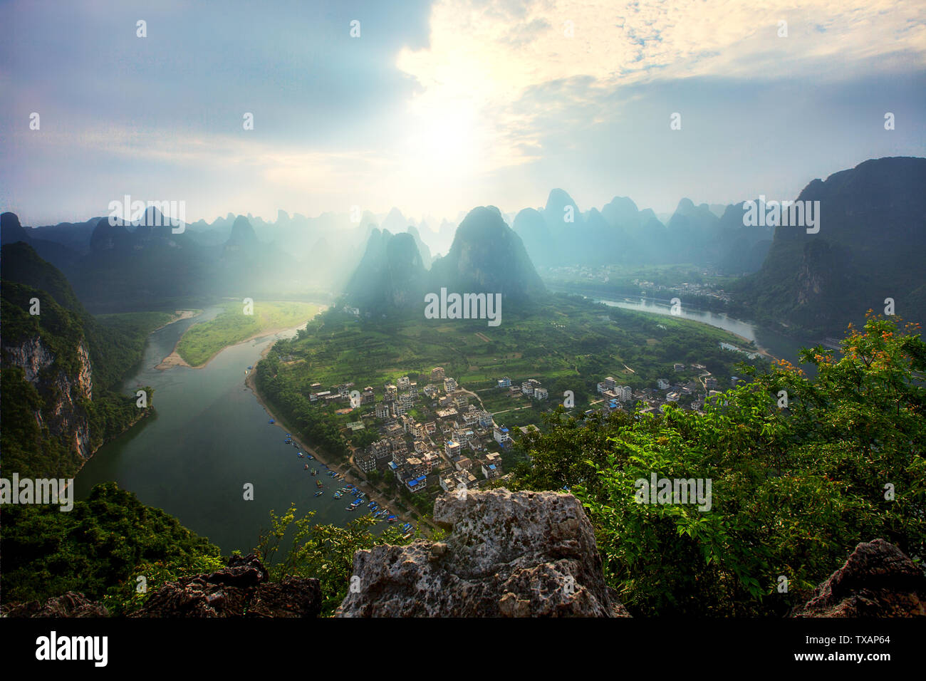Laozhai mountain hi-res stock photography and images - Alamy