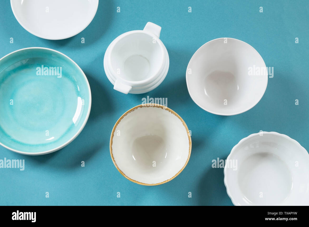 Background kitchen utensils set hi-res stock photography and images - Alamy