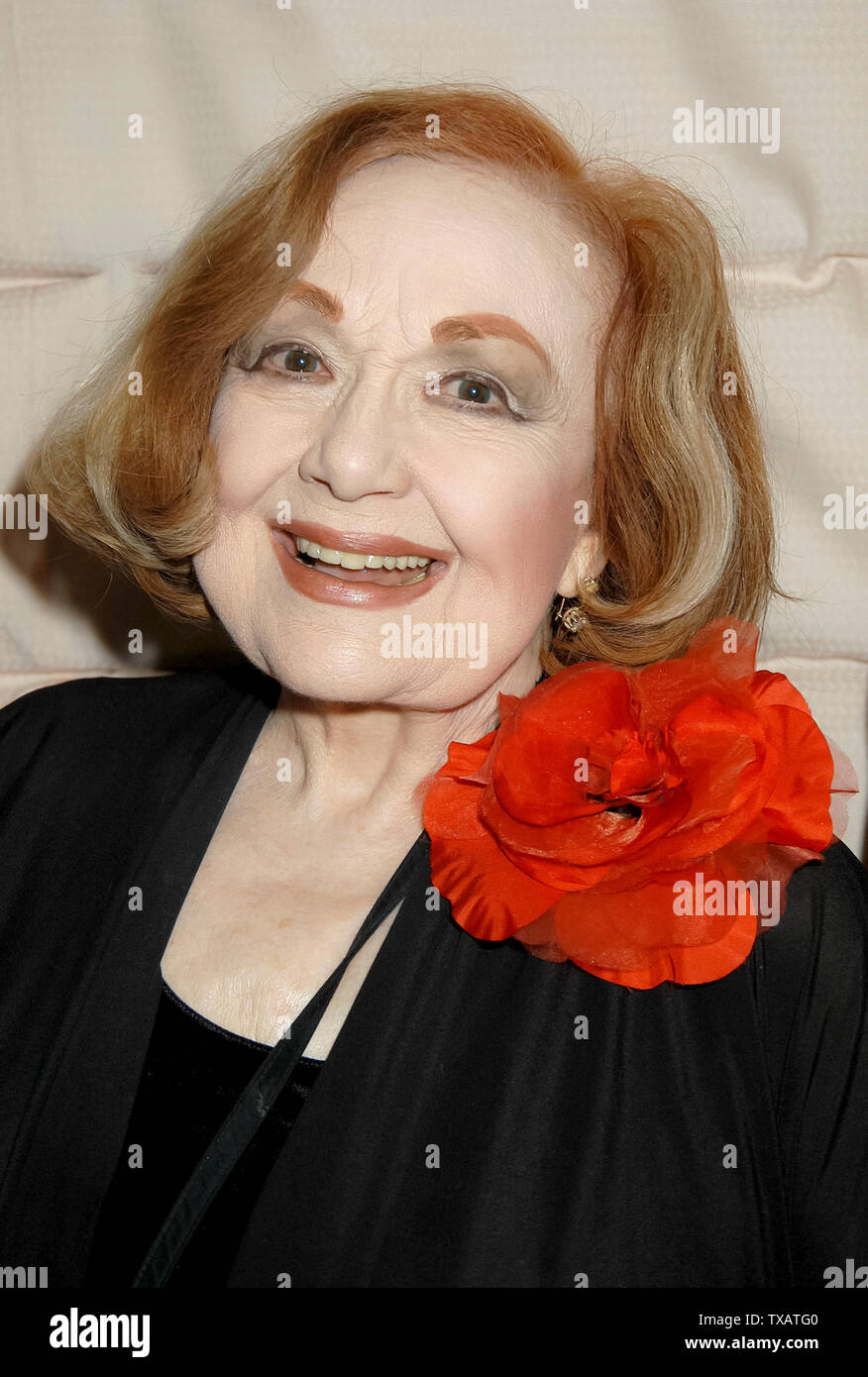 Edie adams hi-res stock photography and images - Alamy