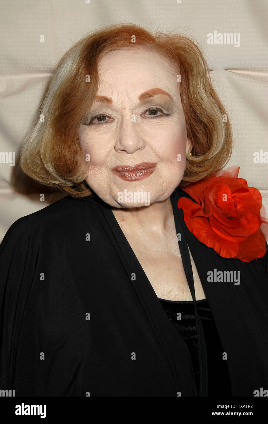 Edie adams hi-res stock photography and images - Alamy