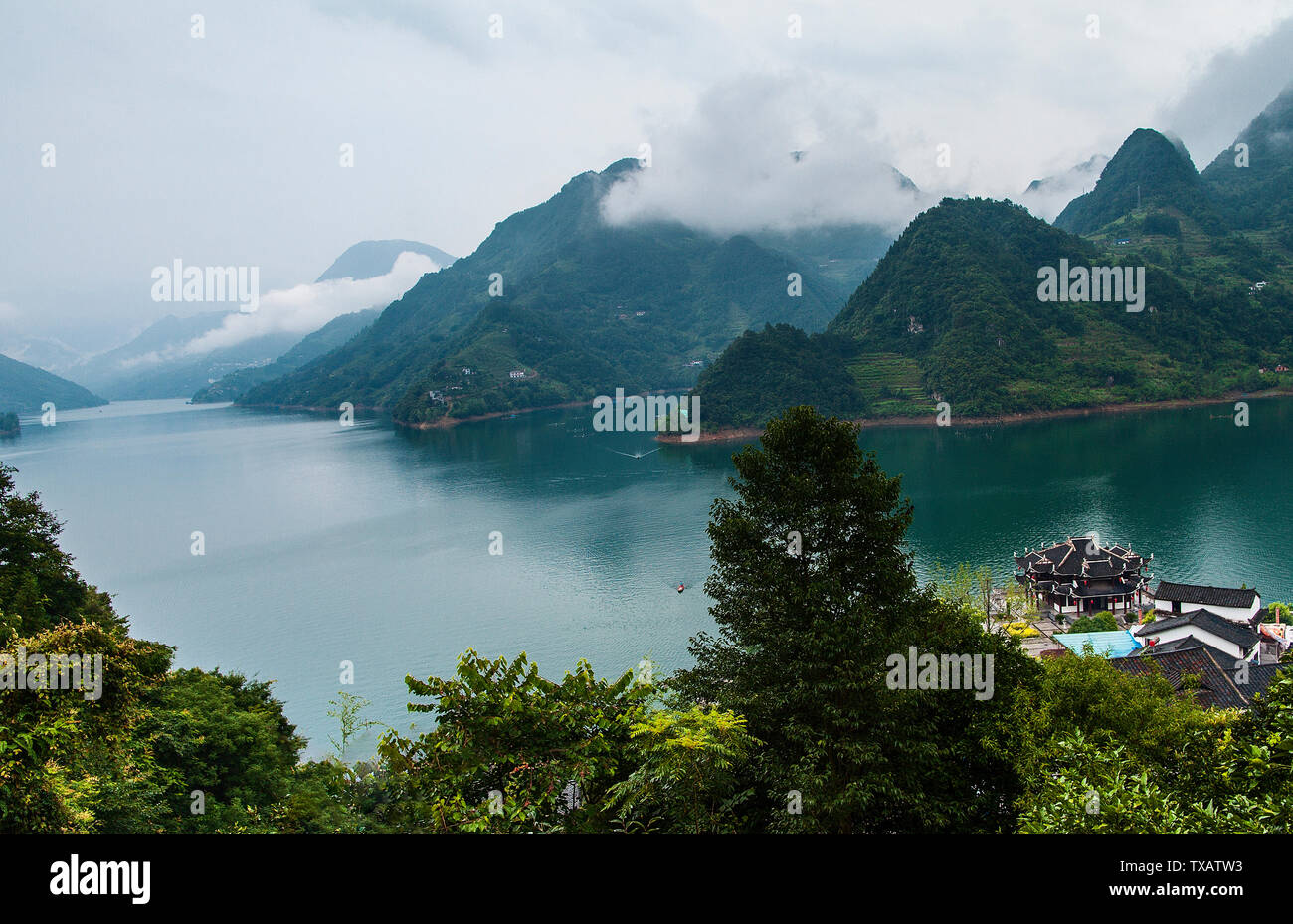 Changyang hi-res stock photography and images - Alamy