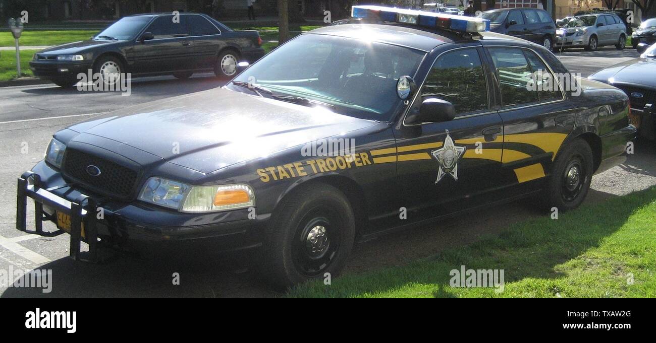 Oregon state police car hi-res stock photography and images - Alamy