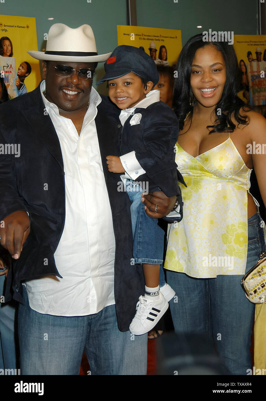 Cedric the entertainer family hi-res stock photography and images - Alamy