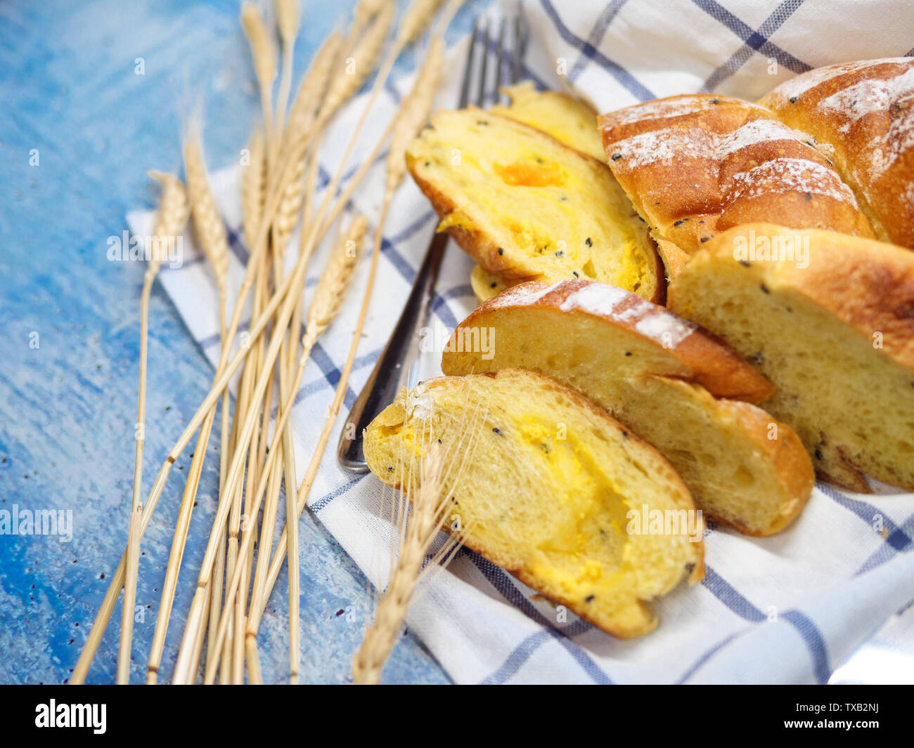 Breakfast bread slices, fresh air Stock Photo - Alamy