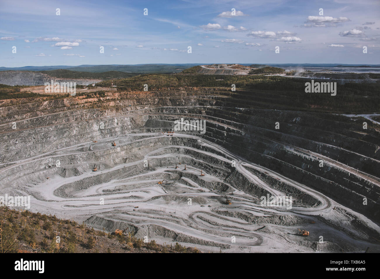 Open cast surface gold mine geology hi-res stock photography and images ...