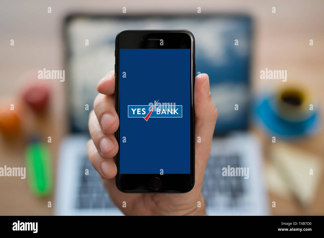 Yes logo hi-res stock photography and images - Alamy