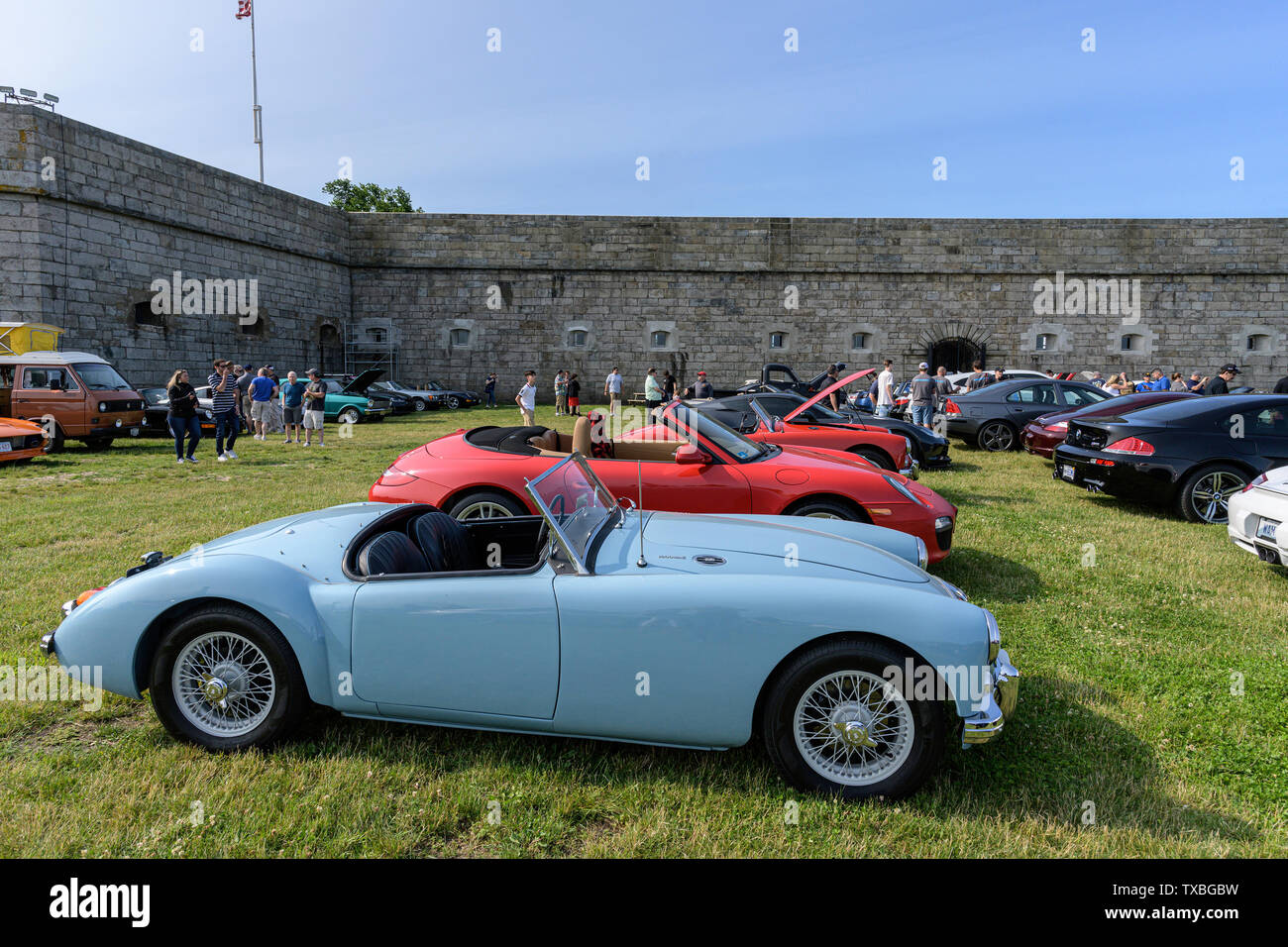 Classic cars 1950 1970 hi-res stock photography and images - Alamy
