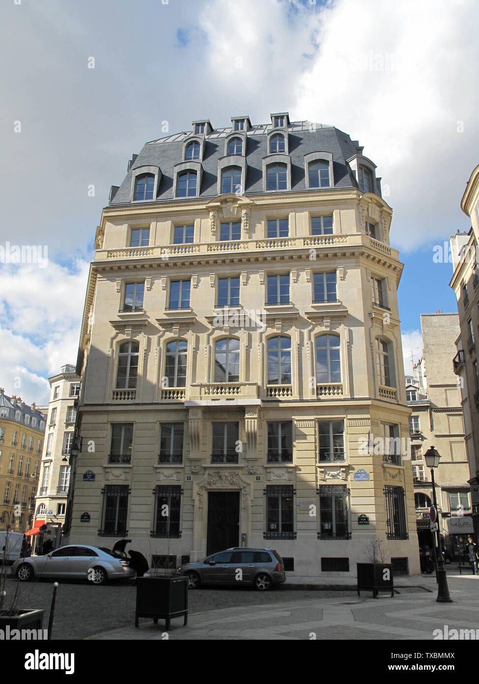 2e 1 hi-res stock photography and images - Alamy