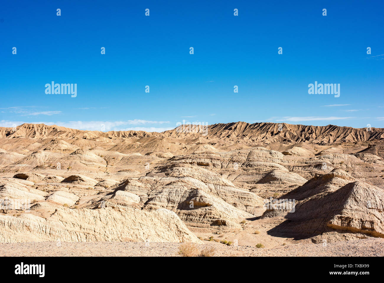 Qinghai desert scenery hi-res stock photography and images - Alamy