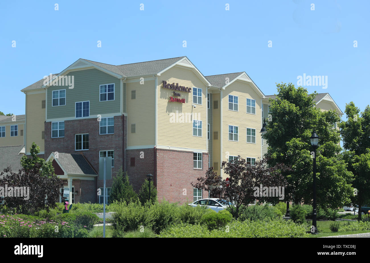 Stay new logo hi-res stock photography and images - Alamy