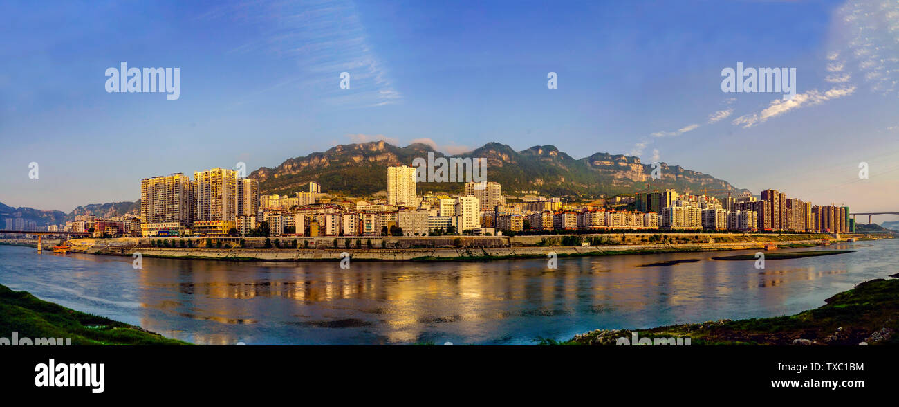 Tongren county hi-res stock photography and images - Alamy