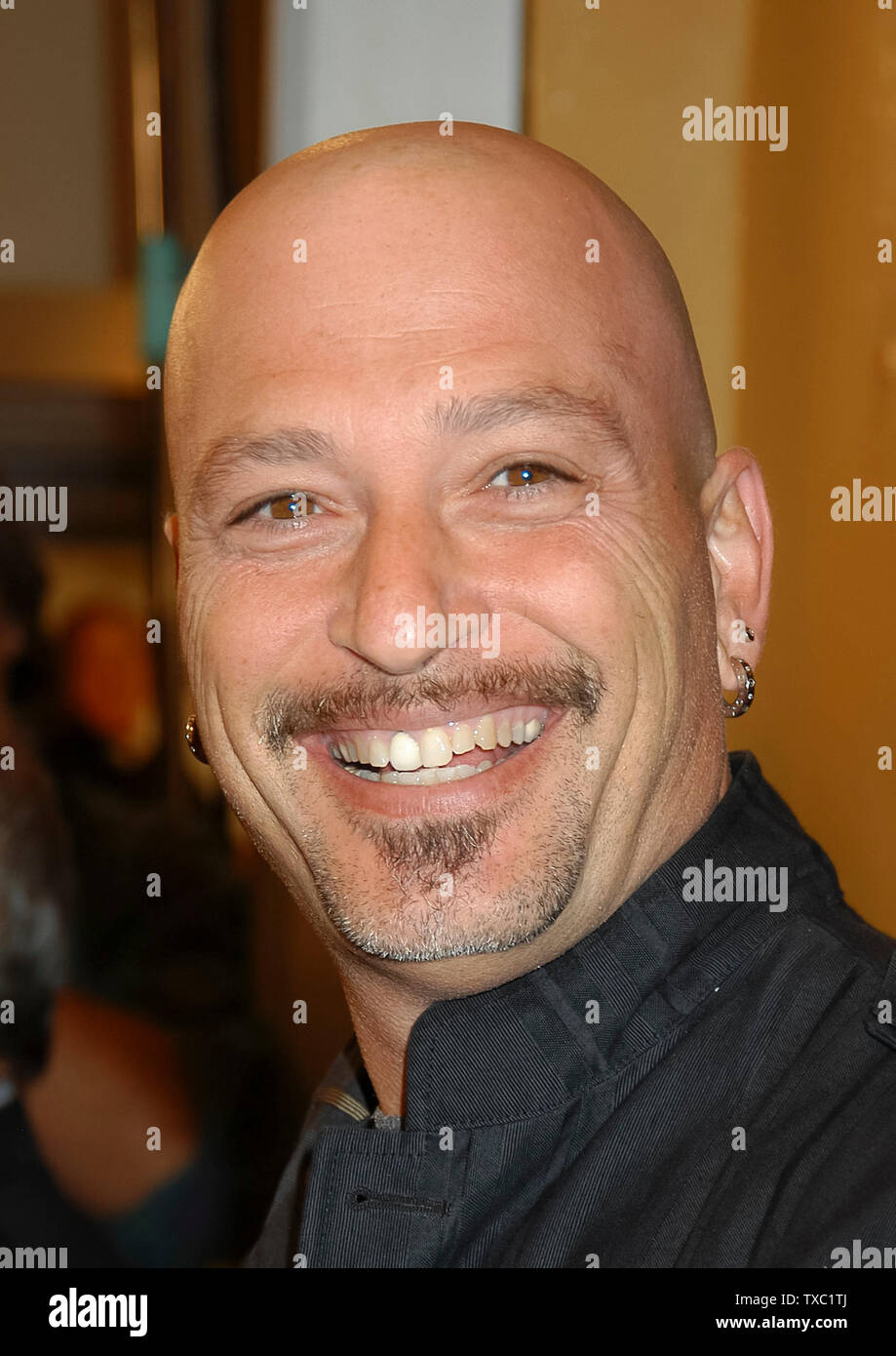 Howie Mandel at the World Premiere of "Welcome To Mooseport" at Mann's ...