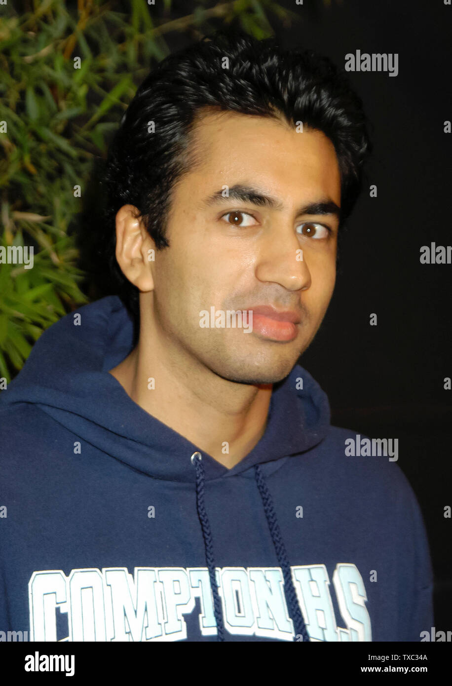 Kal Penn at Movieline's Hollywood Life Magazine kick-off event for the ...