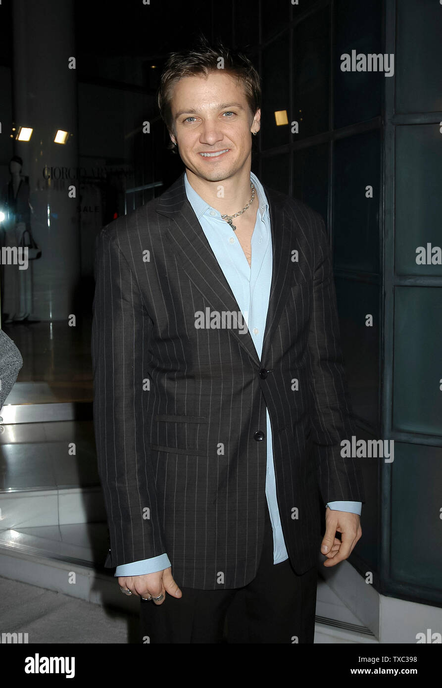 Jeremy Renner at the VLIFE and Hermes' 1st Annual Oscar Contenders ...