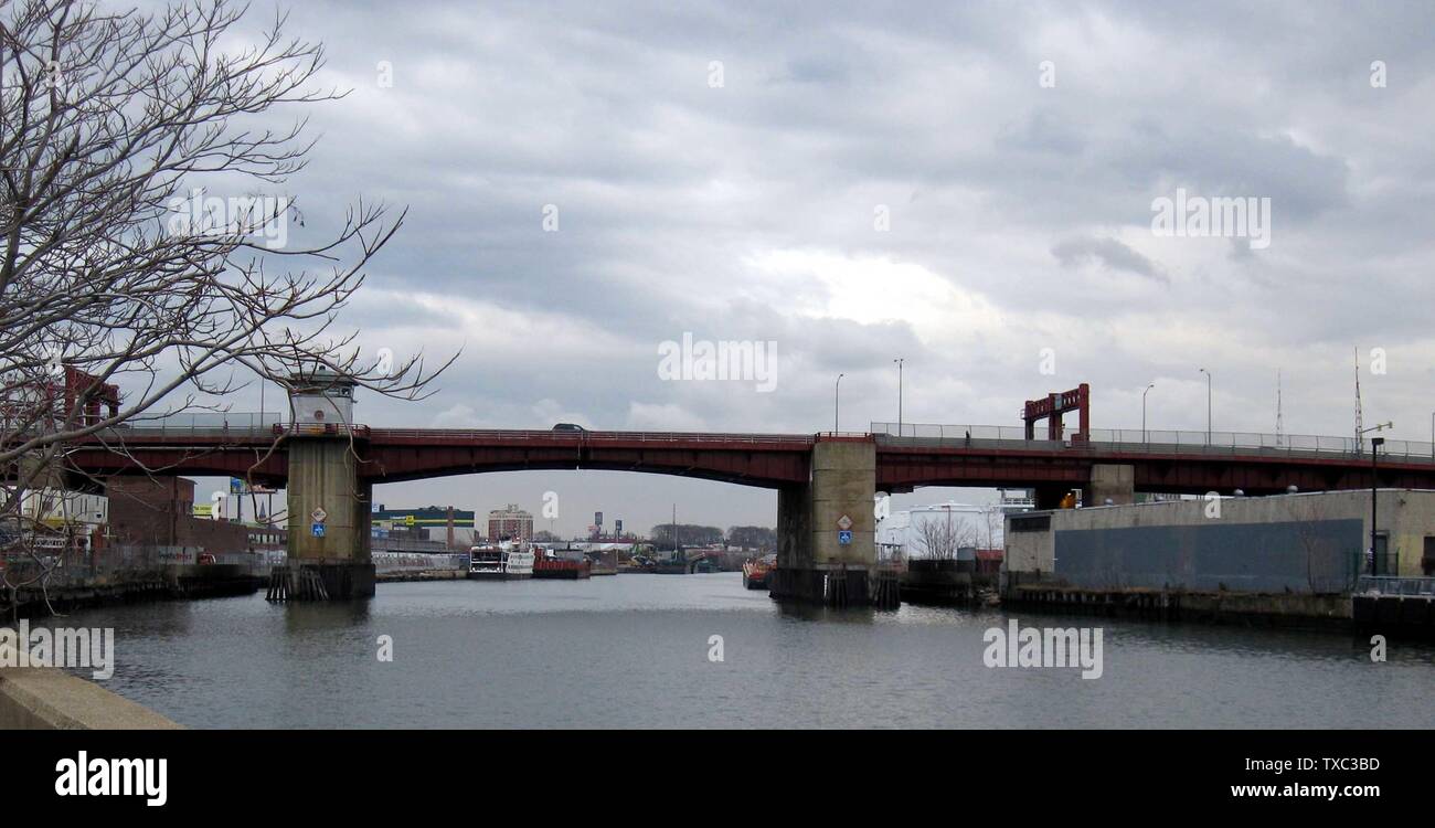 Pulaski bridge hi-res stock photography and images - Alamy