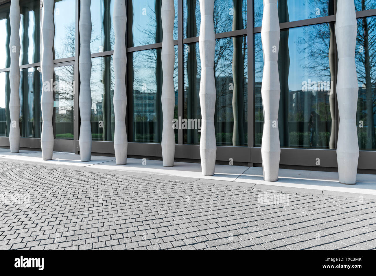 Building open space Stock Photo - Alamy