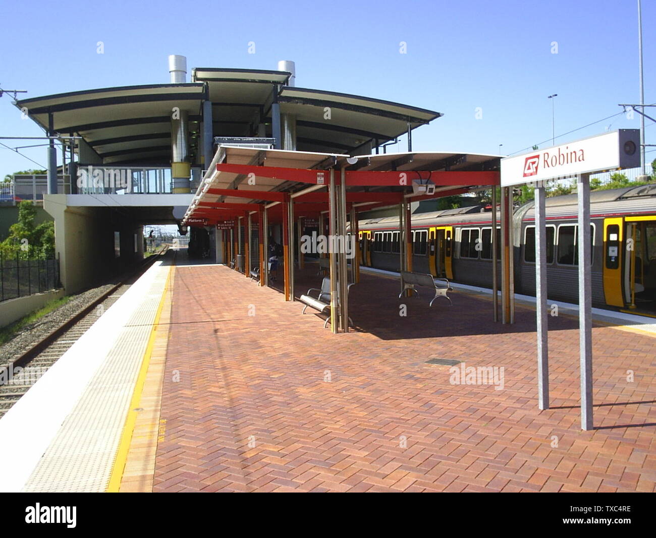 Robina station hi-res stock photography and images - Alamy
