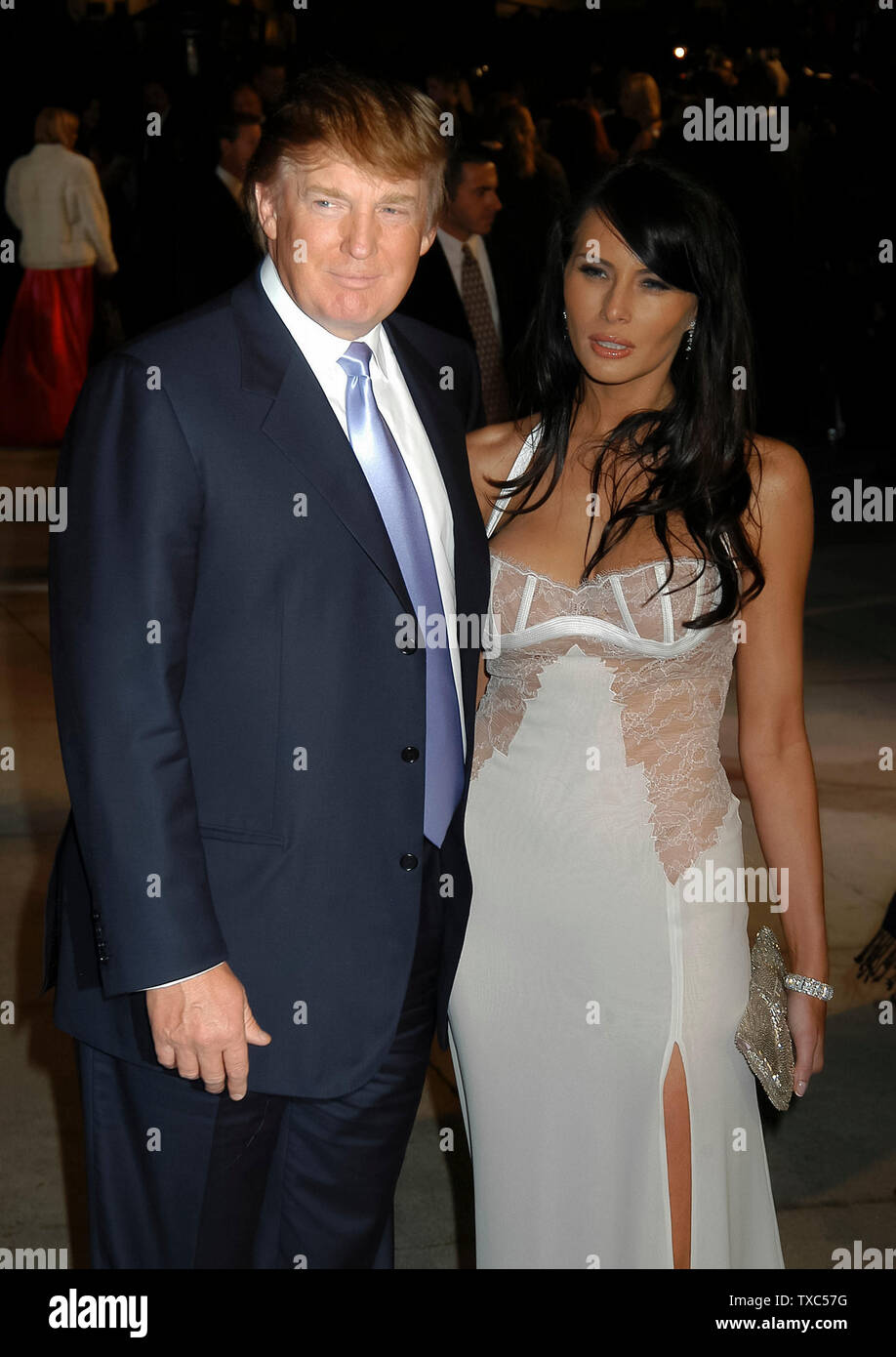 Donald Trump & Date at the 2004 Vanity Fair Oscar Party at Morton's in ...