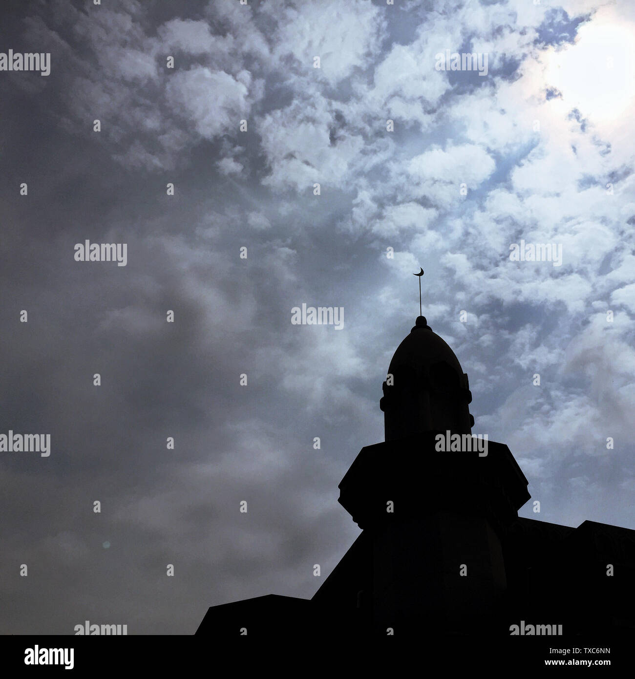 Qingjing temple hi-res stock photography and images - Alamy