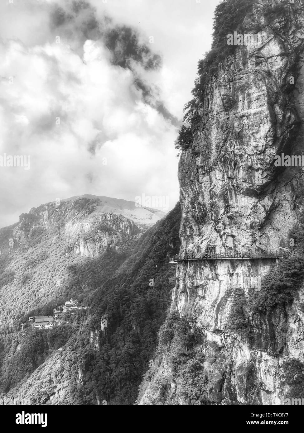 Human mountains Black and White Stock Photos & Images - Alamy