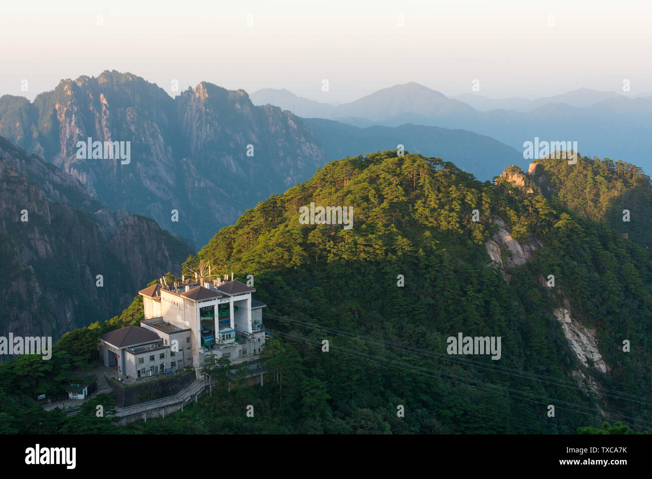 Huangshan scenic spot hi-res stock photography and images - Alamy