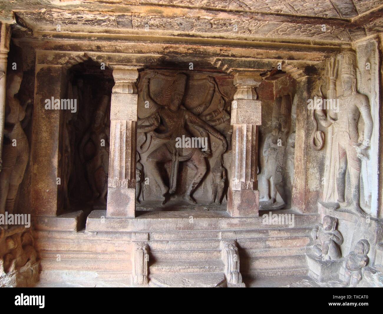 Ravana phadi cave hi-res stock photography and images - Alamy