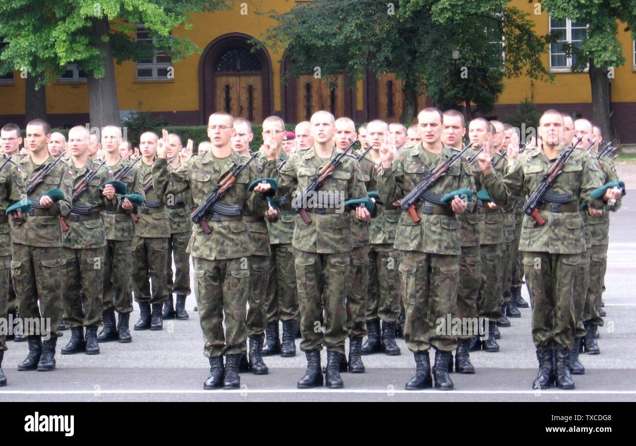 Polish land forces hi-res stock photography and images - Alamy