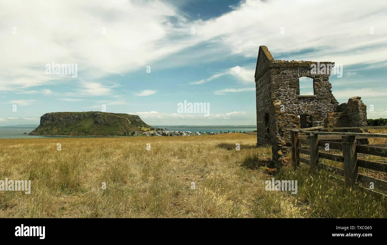 convict quarters at highfield in stanley, tasmania Stock Photo - Alamy