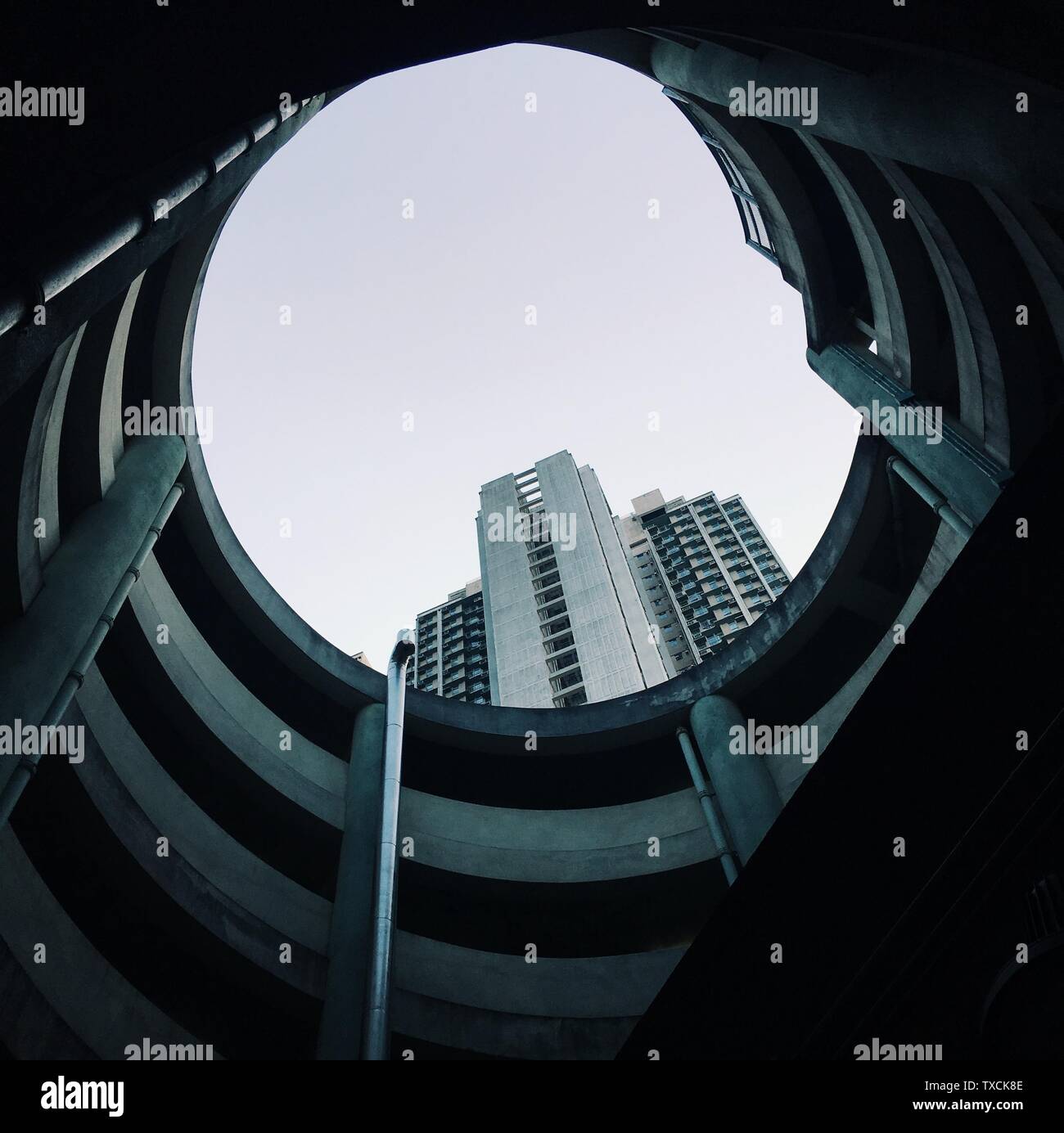 High rise building circular hi-res stock photography and images - Alamy